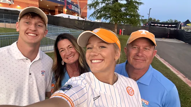 🥎 Karlyn Pickens: The Rise of a Softball Powerhouse in NCAA History